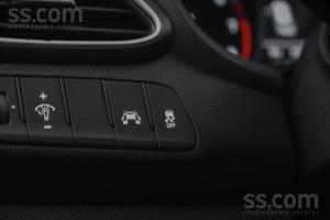 Balts Hyundai i30 2017 Rīga, ar dzinēja tilpumu 1.40 L un nobraukumu 203 tūkst. km par 6590 €, foto 16 vietnē AUTOMOTO.COM.LV