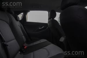 Balts Hyundai i30 2017 Rīga, ar dzinēja tilpumu 1.40 L un nobraukumu 203 tūkst. km par 6590 €, foto 21 vietnē AUTOMOTO.COM.LV