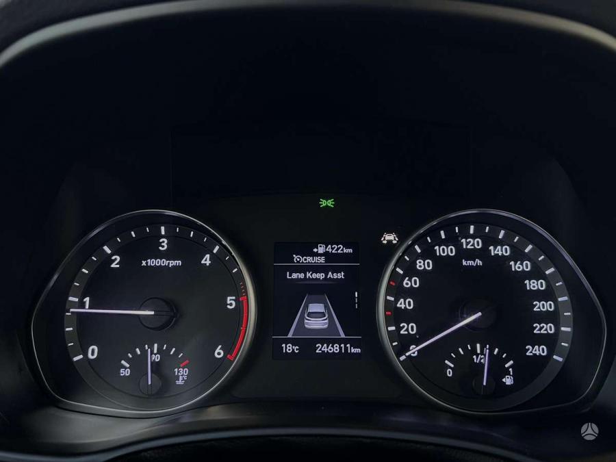 Белый Хендай i30 2017 в Паневежис, объемом двигателя 1.58 л и пробегом 247 тыс. км за 6500 €, фото 19 на AUTOMOTO.COM.LV