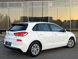 Белый Хендай i30 2017 в Паневежис, объемом двигателя 1.58 л и пробегом 247 тыс. км за 6000 €, фото 5 на AUTOMOTO.COM.LV