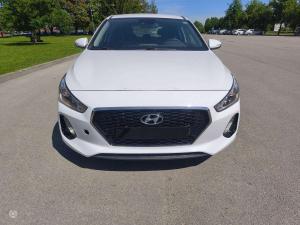 White Hyundai i30 2017 in Alytus, with an engine capacity of 1.35 L and mileage of 107 thousand km for 9500 €, photo 3 on AUTOMOTO.COM.LV