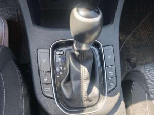 White Hyundai i30 2017 in Alytus, with an engine capacity of 1.35 L and mileage of 107 thousand km for 9500 €, photo 14 on AUTOMOTO.COM.LV