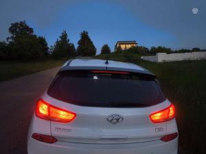 White Hyundai i30 2017 in Alytus, with an engine capacity of 1.35 L and mileage of 107 thousand km for 9500 €, photo 16 on AUTOMOTO.COM.LV