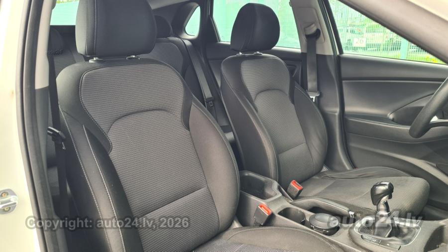 Balts Hyundai i30 2018 Tallina, ar dzinēja tilpumu 1.40 L un nobraukumu 204 tūkst. km par 6990 €, foto 11 vietnē AUTOMOTO.COM.LV