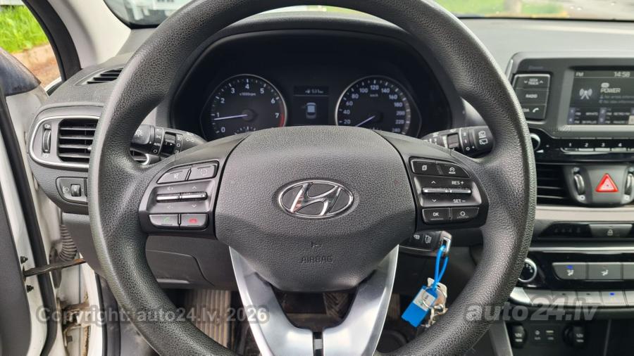 Balts Hyundai i30 2018 Tallina, ar dzinēja tilpumu 1.40 L un nobraukumu 204 tūkst. km par 6990 €, foto 15 vietnē AUTOMOTO.COM.LV