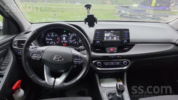 Белый Хендай i30 2018 в Рига, объемом двигателя 1.60 л и пробегом 147 тыс. км за 7500 €, фото 8 на AUTOMOTO.COM.LV