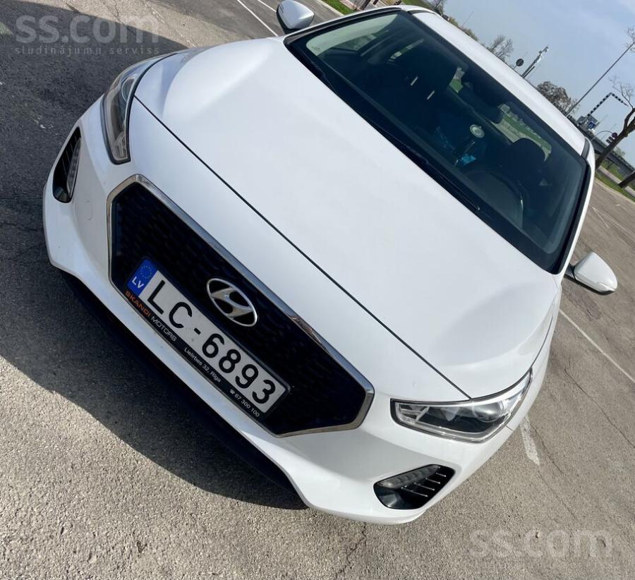 Balts Hyundai i30 2018 Rīga, ar dzinēja tilpumu 1.60 L un nobraukumu 147 tūkst. km par 6900 €, foto 1 vietnē AUTOMOTO.COM.LV