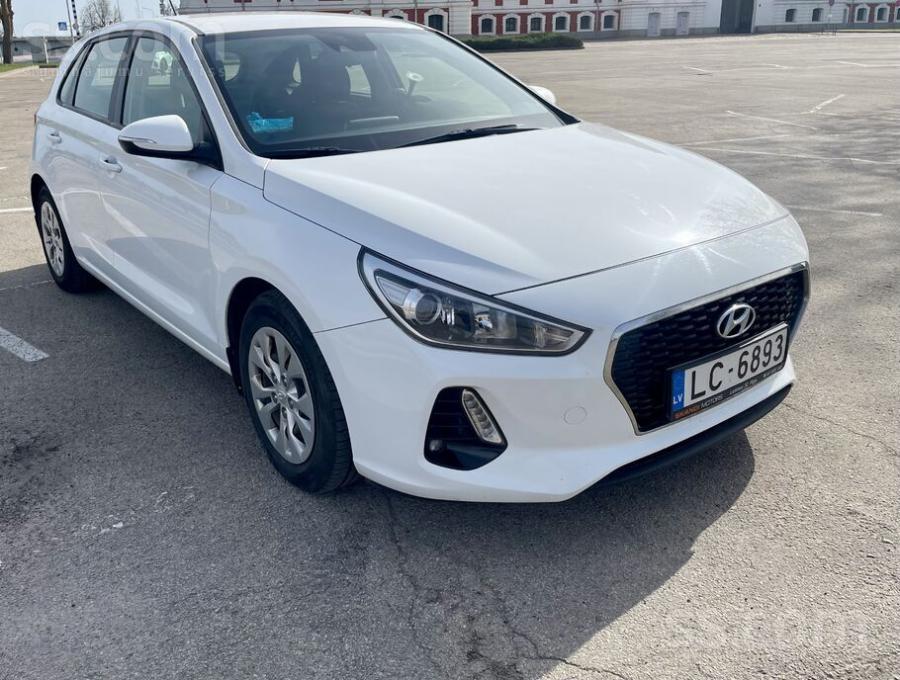 Balts Hyundai i30 2018 Rīga, ar dzinēja tilpumu 1.60 L un nobraukumu 147 tūkst. km par 6900 €, foto 4 vietnē AUTOMOTO.COM.LV