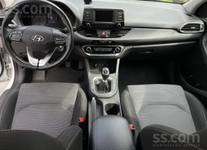 Balts Hyundai i30 2018 Rīga, ar dzinēja tilpumu 1.60 L un nobraukumu 147 tūkst. km par 6900 €, foto 7 vietnē AUTOMOTO.COM.LV