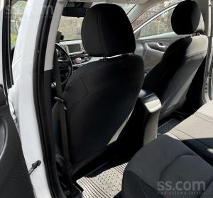 Balts Hyundai i30 2018 Rīga, ar dzinēja tilpumu 1.60 L un nobraukumu 147 tūkst. km par 6900 €, foto 8 vietnē AUTOMOTO.COM.LV
