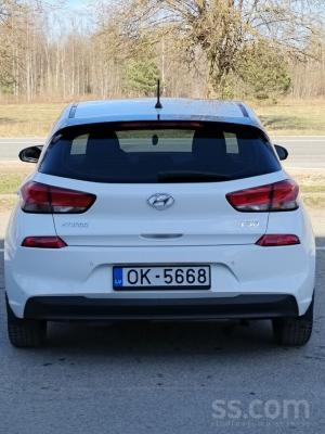 White Hyundai i30 2018 in Ogre, with an engine capacity of 1.60 L and mileage of 173 thousand km for 6570 €, photo 8 on AUTOMOTO.COM.LV