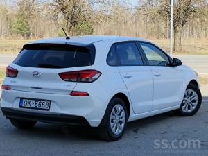 White Hyundai i30 2018 in Ogre, with an engine capacity of 1.60 L and mileage of 173 thousand km for 6570 €, photo 9 on AUTOMOTO.COM.LV