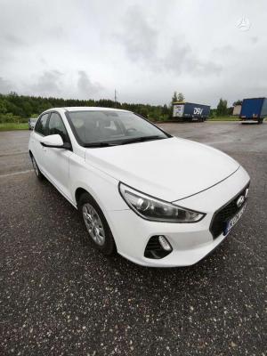 Balts Hyundai i30 2018 Utena, ar dzinēja tilpumu 1.58 L un nobraukumu 209 tūkst. km par 6500 €, foto 3 vietnē AUTOMOTO.COM.LV