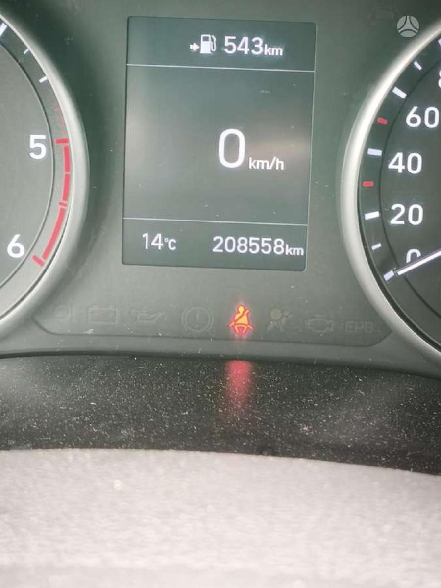 Balts Hyundai i30 2018 Utena, ar dzinēja tilpumu 1.58 L un nobraukumu 209 tūkst. km par 6500 €, foto 9 vietnē AUTOMOTO.COM.LV