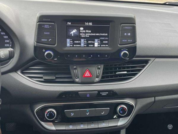Balts Hyundai i30 2018 Ukmergė, ar dzinēja tilpumu 1.37 L un nobraukumu 163 tūkst. km par 5999 €, foto 10 vietnē AUTOMOTO.COM.LV