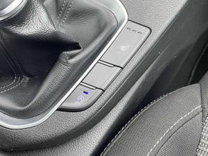 Balts Hyundai i30 2018 Ukmergė, ar dzinēja tilpumu 1.37 L un nobraukumu 163 tūkst. km par 5999 €, foto 17 vietnē AUTOMOTO.COM.LV