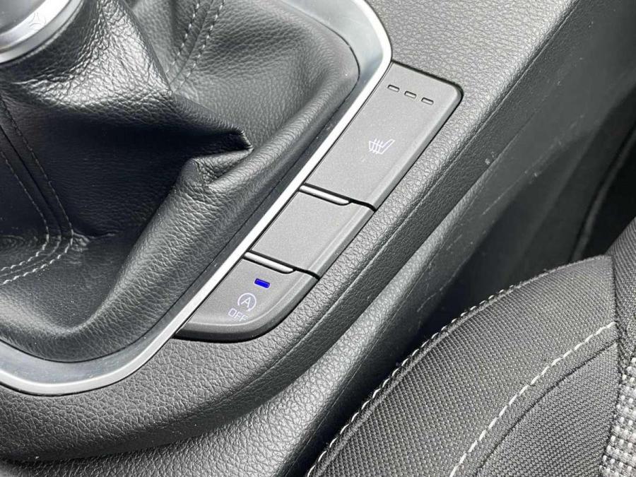 Balts Hyundai i30 2018 Ukmergė, ar dzinēja tilpumu 1.37 L un nobraukumu 163 tūkst. km par 5999 €, foto 17 vietnē AUTOMOTO.COM.LV