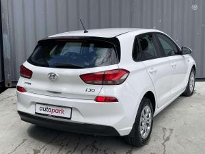 Белый Хендай i30 2018 в Вильнюс, объемом двигателя 1.37 л и пробегом 136 тыс. км за 6990 €, фото 4 на AUTOMOTO.COM.LV