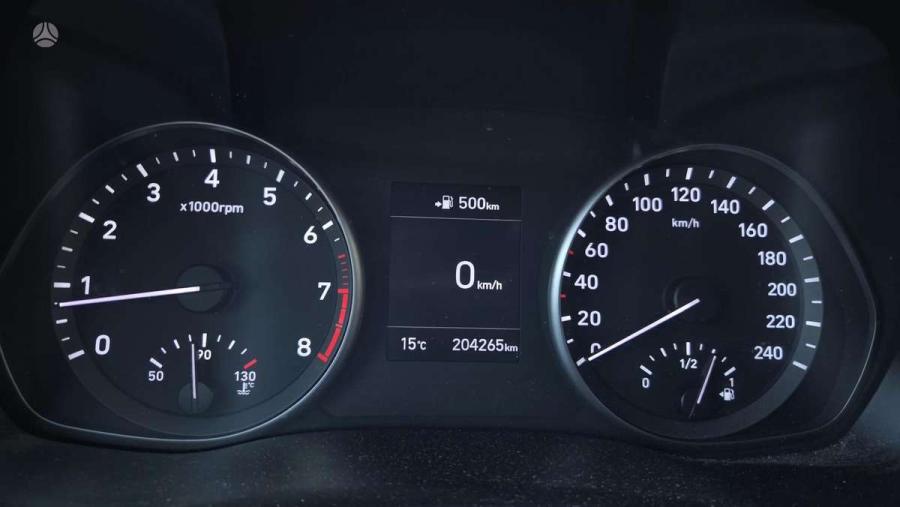 White Hyundai i30 2018 in Ukmerge, with an engine capacity of 1.37 L and mileage of 204 thousand km for 5900 €, photo 12 on AUTOMOTO.COM.LV