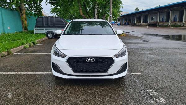 Хендай i30 2018 в Укмерге на AUTOMOTO.COM.LV Белый Хендай i30 2018 в Укмерге, объемом двигателя 1.37 л и пробегом 204 тыс. км за 5900 €, фото 1 на AUTOMOTO.COM.LV