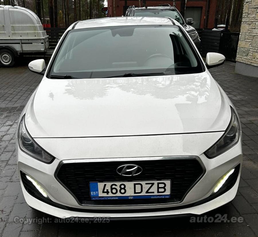 Balts Hyundai i30 2019 Tallina, ar dzinēja tilpumu 1.60 L un nobraukumu 143 tūkst. km par 8900 €, foto 2 vietnē AUTOMOTO.COM.LV