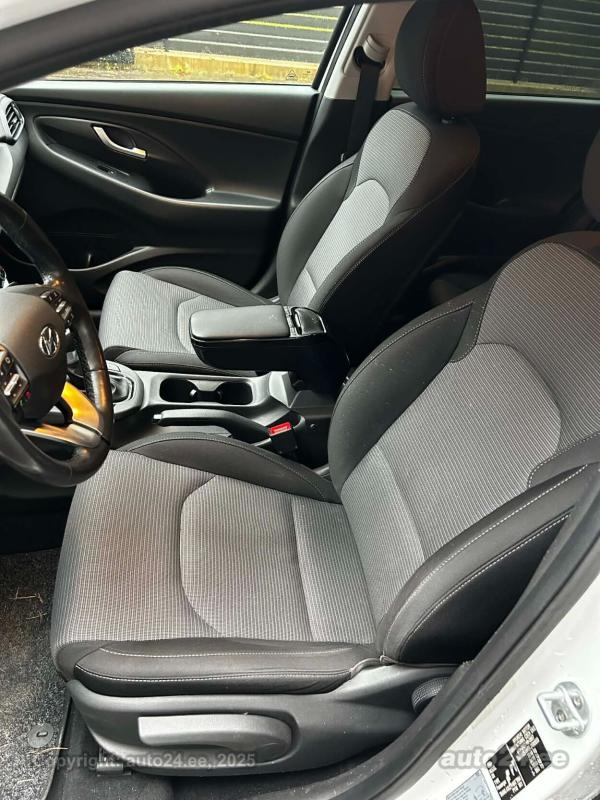 Balts Hyundai i30 2019 Tallina, ar dzinēja tilpumu 1.60 L un nobraukumu 143 tūkst. km par 8900 €, foto 11 vietnē AUTOMOTO.COM.LV
