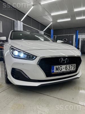 White Hyundai i30 2019 in Riga, with an engine capacity of 1.40 L and mileage of 68 thousand km for 14499 €, photo 6 on AUTOMOTO.COM.LV