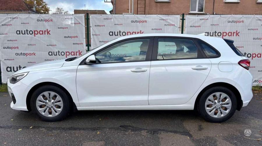 Balts Hyundai i30 2019 Klaipėda, ar dzinēja tilpumu 1.37 L un nobraukumu 98 tūkst. km par 7900 €, foto 5 vietnē AUTOMOTO.COM.LV