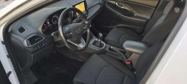 Белый Хендай i30 2019 в Таураге, объемом двигателя 1.60 л и пробегом 229 тыс. км за 5800 €, фото 11 на AUTOMOTO.COM.LV