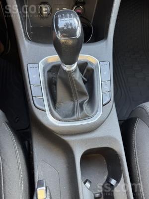 Белый Хендай i30 2019 в Рига, объемом двигателя 1.60 л и пробегом 190 тыс. км за 7500 €, фото 10 на AUTOMOTO.COM.LV