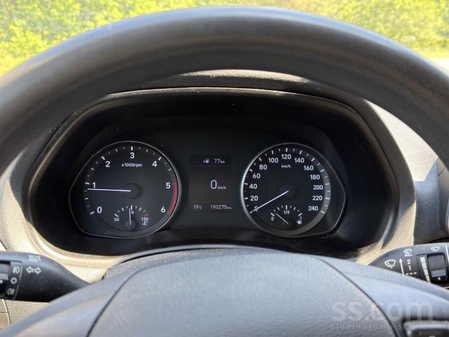 Белый Хендай i30 2019 в Рига, объемом двигателя 1.60 л и пробегом 190 тыс. км за 7500 €, фото 11 на AUTOMOTO.COM.LV