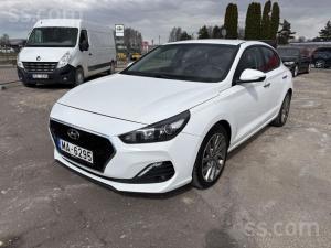 Белый Хендай i30 2019 в Рига, объемом двигателя 1.40 л и пробегом 130 тыс. км за 10300 €, фото  на AUTOMOTO.COM.LV