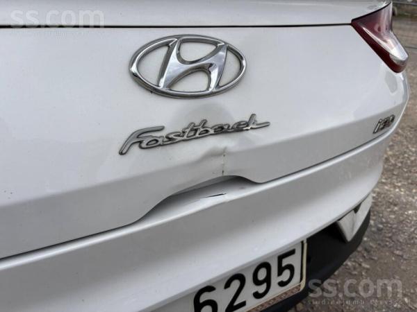 Balts Hyundai i30 2019 Rīga, ar dzinēja tilpumu 1.40 L un nobraukumu 130 tūkst. km par 10300 €, foto 6 vietnē AUTOMOTO.COM.LV