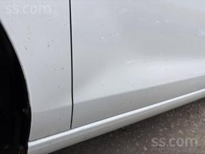 Белый Хендай i30 2019 в Рига, объемом двигателя 1.40 л и пробегом 130 тыс. км за 10300 €, фото 13 на AUTOMOTO.COM.LV