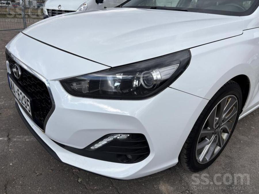 Белый Хендай i30 2019 в Рига, объемом двигателя 1.40 л и пробегом 130 тыс. км за 10300 €, фото 14 на AUTOMOTO.COM.LV