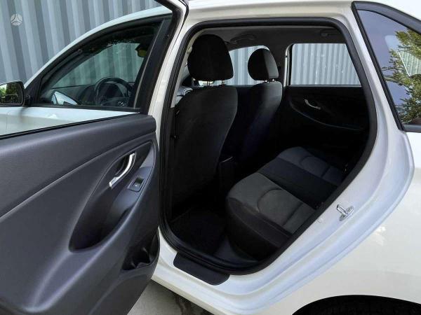Balts Hyundai i30 2019 Viļņa, ar dzinēja tilpumu 1.37 L un nobraukumu 77 tūkst. km par 7990 €, foto 6 vietnē AUTOMOTO.COM.LV