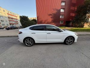 White Hyundai i30 2019 in Klaipeda, with an engine capacity of 1.60 L and mileage of 225 thousand km for 8500 €, photo 3 on AUTOMOTO.COM.LV