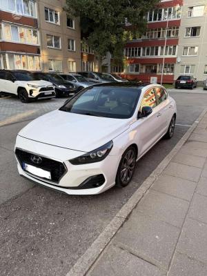 White Hyundai i30 2019 in Klaipeda, with an engine capacity of 1.60 L and mileage of 225 thousand km for 8500 €, photo 8 on AUTOMOTO.COM.LV