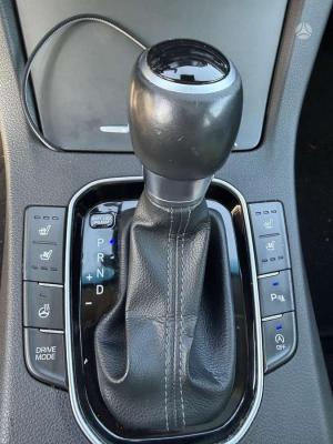 White Hyundai i30 2019 in Klaipeda, with an engine capacity of 1.60 L and mileage of 225 thousand km for 8500 €, photo 15 on AUTOMOTO.COM.LV