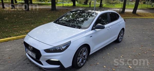 Balts Hyundai i30 2019 Rīga, ar dzinēja tilpumu 1.40 L un nobraukumu 116 tūkst. km par 15900 €, foto 1 vietnē AUTOMOTO.COM.LV