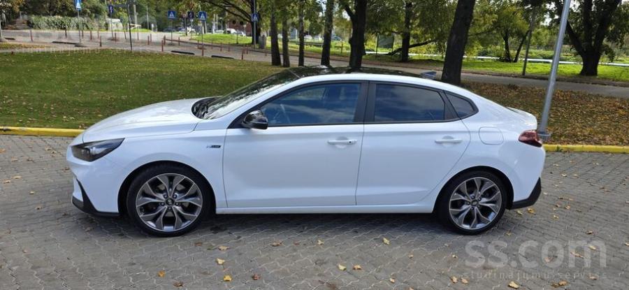 Balts Hyundai i30 2019 Rīga, ar dzinēja tilpumu 1.40 L un nobraukumu 116 tūkst. km par 15900 €, foto 5 vietnē AUTOMOTO.COM.LV