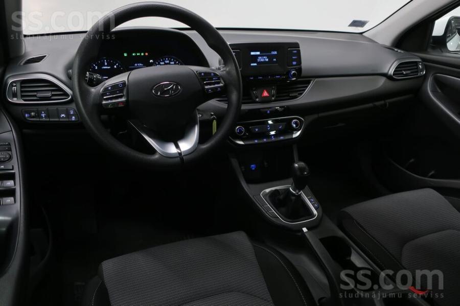 Balts Hyundai i30 2020 Rīga, ar dzinēja tilpumu 1.60 L un nobraukumu 175 tūkst. km par 8590 €, foto 12 vietnē AUTOMOTO.COM.LV