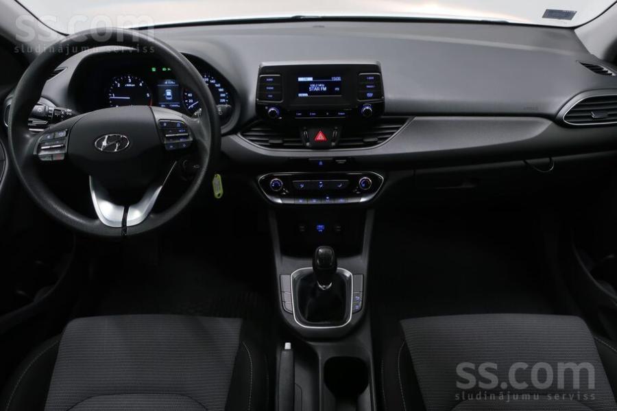 Balts Hyundai i30 2020 Rīga, ar dzinēja tilpumu 1.60 L un nobraukumu 175 tūkst. km par 8590 €, foto 13 vietnē AUTOMOTO.COM.LV