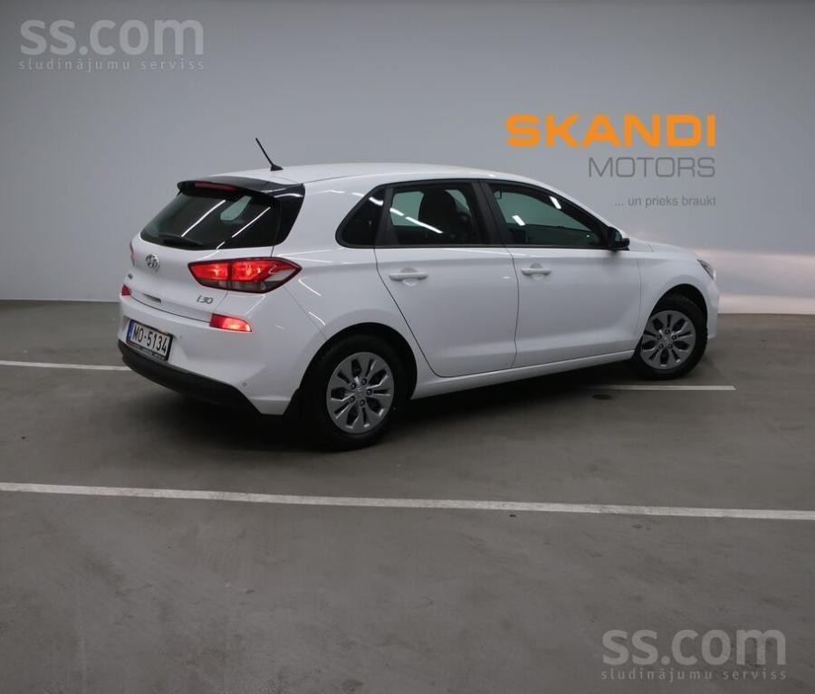 Balts Hyundai i30 2020 Rīga, ar dzinēja tilpumu 1.60 L un nobraukumu 207 tūkst. km par 3700 €, foto 4 vietnē AUTOMOTO.COM.LV
