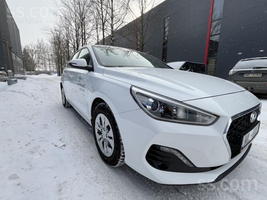 Balts Hyundai i30 2020 Rīga, ar dzinēja tilpumu 1.40 L un nobraukumu 112 tūkst. km par 8950 €, foto 3 vietnē AUTOMOTO.COM.LV