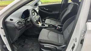 White Hyundai i30 2020 in Kaunas, with an engine capacity of 1.60 L and mileage of 181 thousand km for 6900 €, photo 18 on AUTOMOTO.COM.LV