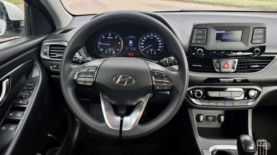 White Hyundai i30 2020 in Kaunas, with an engine capacity of 1.60 L and mileage of 181 thousand km for 6900 €, photo 20 on AUTOMOTO.COM.LV