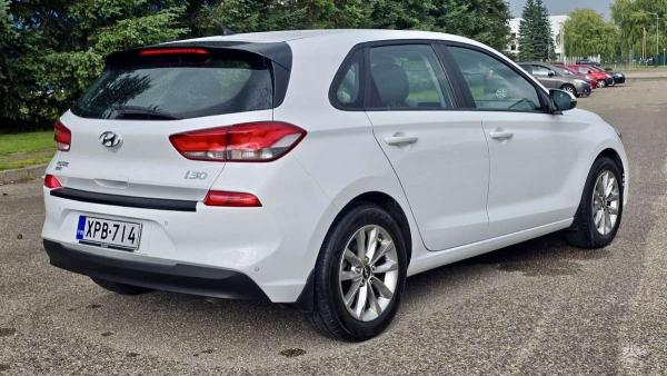 Balts Hyundai i30 2020 Kauņa, ar dzinēja tilpumu 1.60 L un nobraukumu 181 tūkst. km par 7700 €, foto 8 vietnē AUTOMOTO.COM.LV