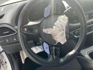 Balts Hyundai i30 2020 Tauragė, ar dzinēja tilpumu 2.00 L un nobraukumu 62 tūkst. km par 7200 €, foto 19 vietnē AUTOMOTO.COM.LV