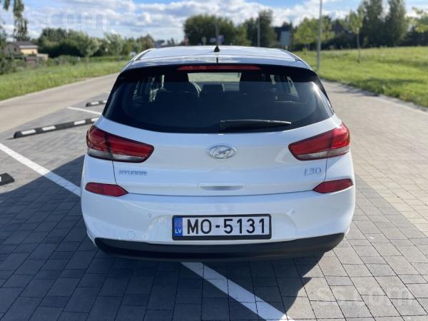 Balts Hyundai i30 2020 Rīga, ar dzinēja tilpumu 1.60 L un nobraukumu 132 tūkst. km par 6900 €, foto 4 vietnē AUTOMOTO.COM.LV